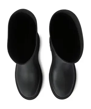 Off-White Round Toe Boots