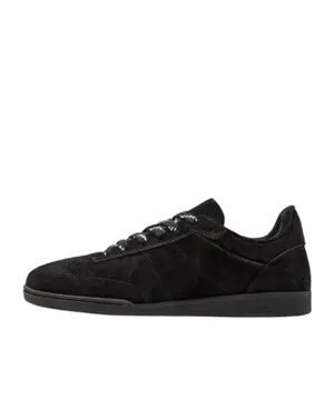 A.p.c. Round-toe Lace-up Sneakers - Black