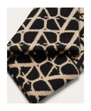 Valentino Garavani Iconograph Cashmere And Silk Beanie