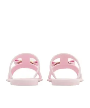 FERRAGAMO New Vara Plate Slides - Marshmallow