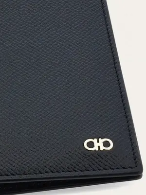 FERRAGAMO Gancini Detail Wallet - Black