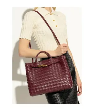 Bottega Veneta Woven Shoulder Bag With Braided Handles - Dark Red