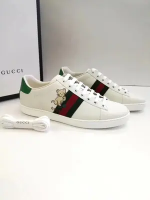 Gucci Ace Low-top Sneakers With Cat Embroidery - Multicolor