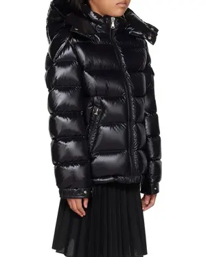 Moncler Quilted Puffer Jacket With Removable Hood - Black