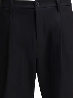C.P. COMPANY Pleated Cargo Shorts - Black