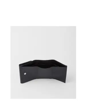 Prada Logo-plaque Press-stud Fastened Wallet