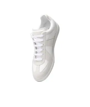 MAISON MARGIELA Logo Patch Low-top Sneakers - White