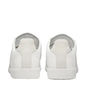 MAISON MARGIELA Logo Patch Low-top Sneakers - White