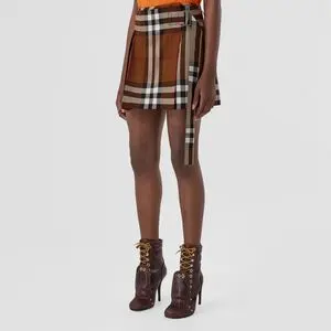 Burberry Checked Pleated Mini Skirt
