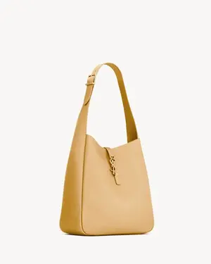 Saint Laurent Le 5 À 7 Logo Plaque Large Shoulder Bag - Nude