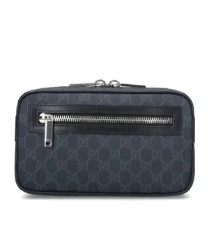 Gucci Gg Supreme Monogram Zip-up Belt Bag - Black