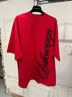 Balenciaga Cursive Medium Fit T-shirt - Red