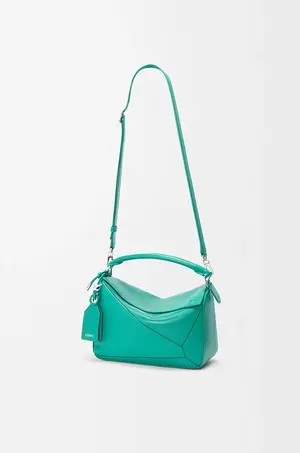 Loewe Small Featherlight Puzzle Bag In Nappa Lambskin - Green