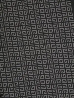 Givenchy Collide With A Logo Scarf - Black