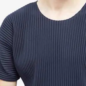 Issey Miyake Homme Plissé Mc May Drop Shoulder Pleated T-shirt - Black