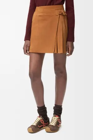 Loewe Buckle Pleated Short Skirt - Toffee