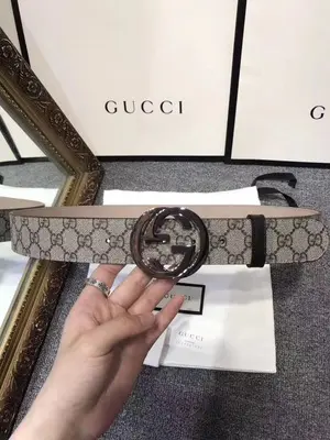 Gucci Gg Supreme Monogrammed Buckle Belt - Nude