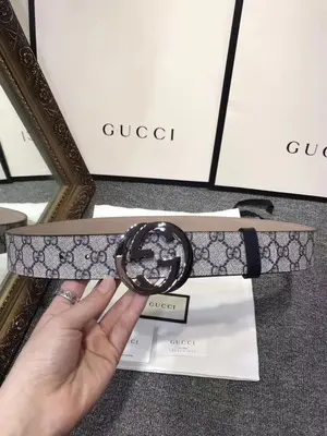 Gucci Gg Supreme Monogrammed Buckle Belt - Nude