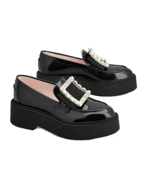 ROGER VIVIER Viv' Rangers Loafers - Black