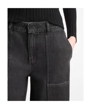 Vince Pocket Detailed Crop Jeans