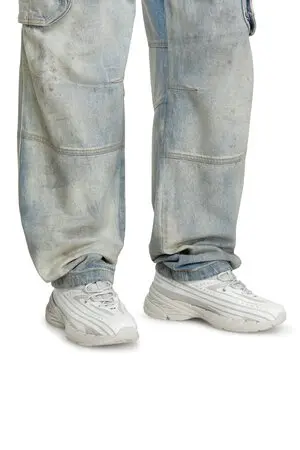 DIESEL® D-airspeed Low Panelled Sneakers - White/grey