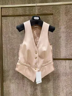 Max Mara Sleeveless Vest With Button Detail - No