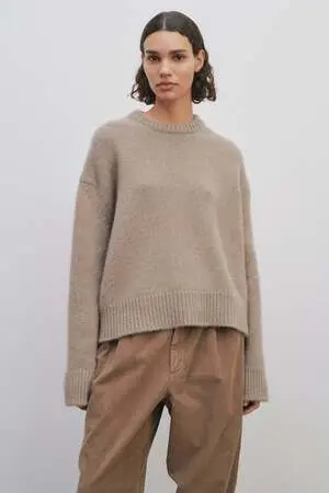 THE ROW Long-sleeved Cashmere Sweater