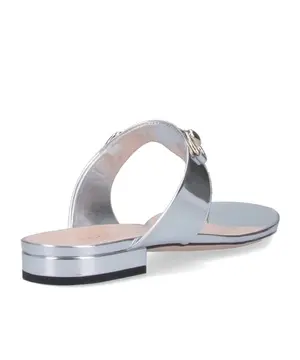 Gucci Metallic Thong Sandals With Horsebit Detail