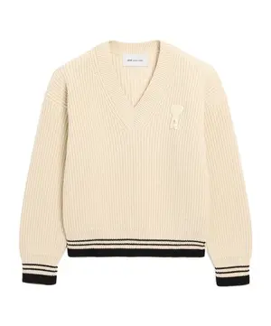 AMI Paris Long-sleeved V-neck Jumper With Crochet Patch - No