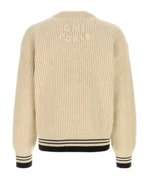 AMI Paris Long-sleeved V-neck Jumper With Crochet Patch - No
