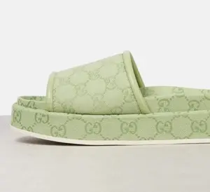 Gucci Clarice Gg Supreme Canvas Slides - Green