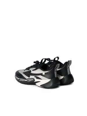 Off-White Graphic Print Sneakers - Black