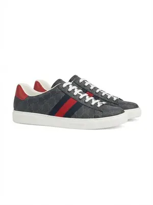 Gucci Ace Low-top Sneakers With Web Detail - Black