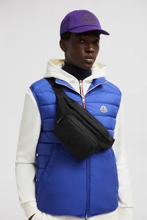 Moncler Durance Logo Detailed Belt Bag