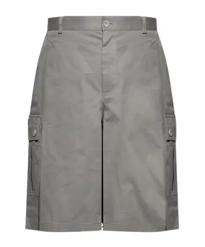 Dolce & Gabbana Cargo Shorts With Logo Plaque - Grey