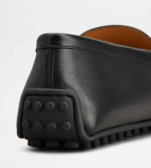 TOD'S Oval-t Loafers With Decorative Clasp