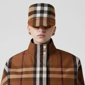 Burberry Check Pattern Zip-up Jacket