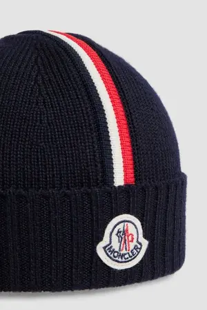 Moncler Logo Patch Knitted Beanie