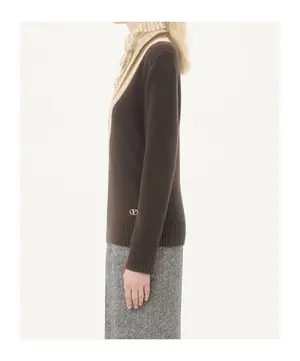 Valentino Garavani V-neck Jumper With Logo Plaque