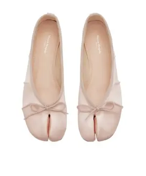 MAISON MARGIELA Tabi Satin Ballerinas - Alba
