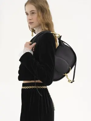 Chloé Foldover Top Shoulder Bag With Logo Detail - Black