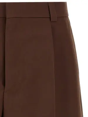 Gucci Pleated Shorts With Embossed Logo - Dark Brown