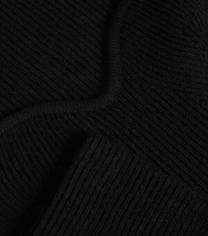 Khaite Maddy Ribbed Long-sleeve Top - Black