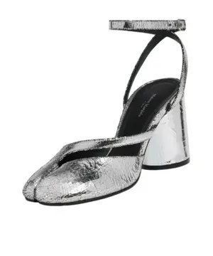 MAISON MARGIELA Tabi Split Toe Heeled Sandals - Silver