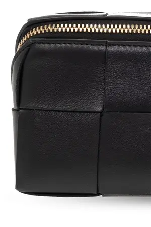Bottega Veneta Zip-up Wash Bag - Black