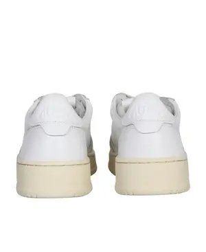AUTRY Medalist Lace-up Sneakers - White