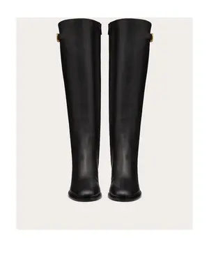 Valentino Garavani Vlogo Signature Almond Toe Boots