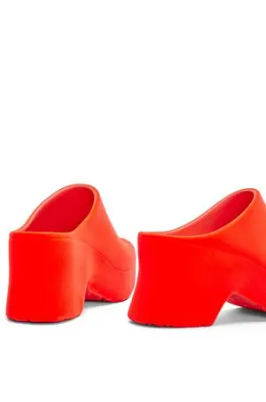 Loewe Terra Foam Clogs In Flocked Rubber