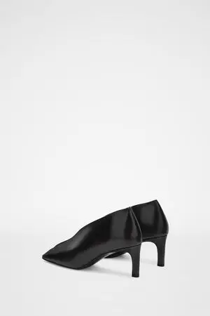 JIL SANDER Square Toe Pumps