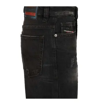 DIESEL® D-macro L32 Jeans